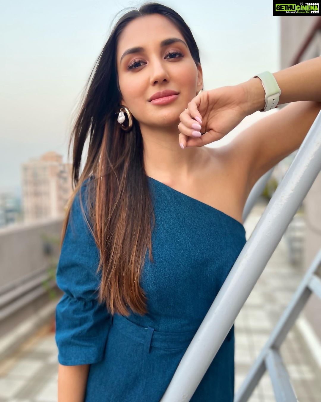 Actress Nikita Dutta HD Instagram Photos and Wallpapers October 2022 ...