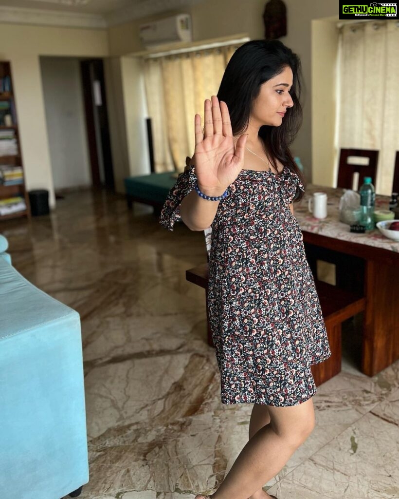 Actress Poonam Bajwa HD Photos and Wallpapers November 2022 - Gethu Cinema