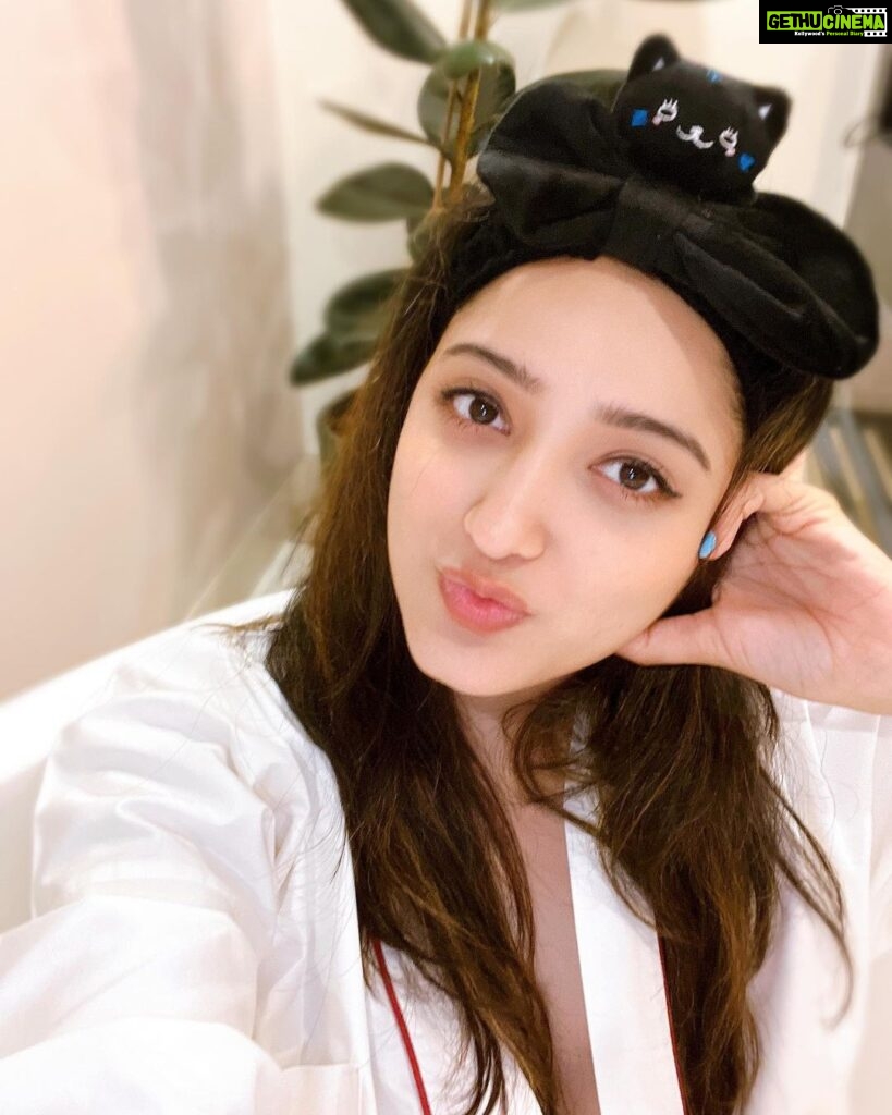 Richa Panai Instagram – City is already lit!!!🌟 💫 . . . . . . . #phuket ...
