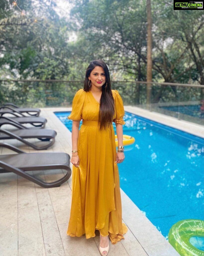 Actress Rucha Hasabnis HD Photos and Wallpapers January 2022 | Gethu Cinema