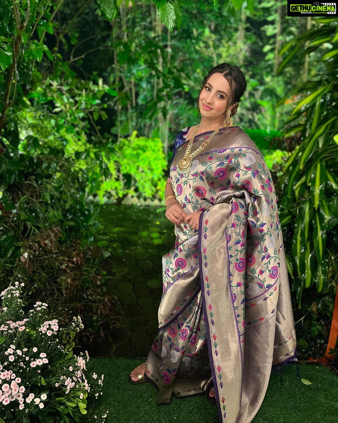 Sanjjanaa Instagram – Beautiful saree by @glorious_threads_by_divya , 💄 ...