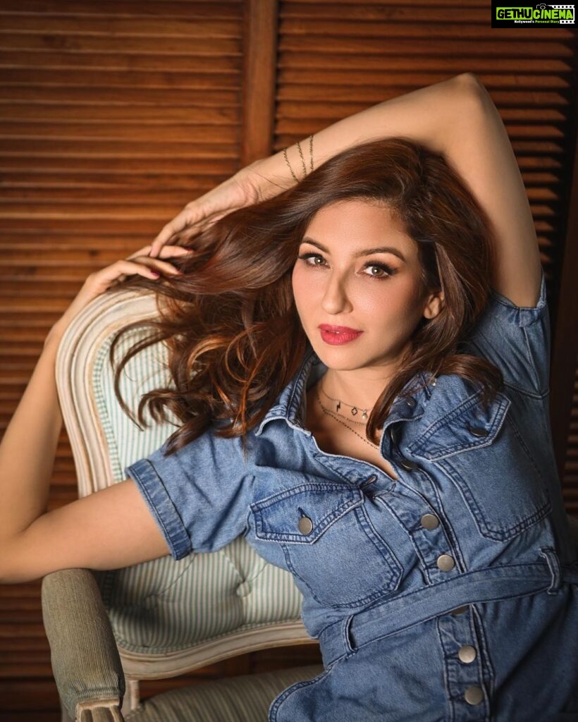 Actress Saumya Tandon HD Instagram Photos and Wallpapers November 2022 ...