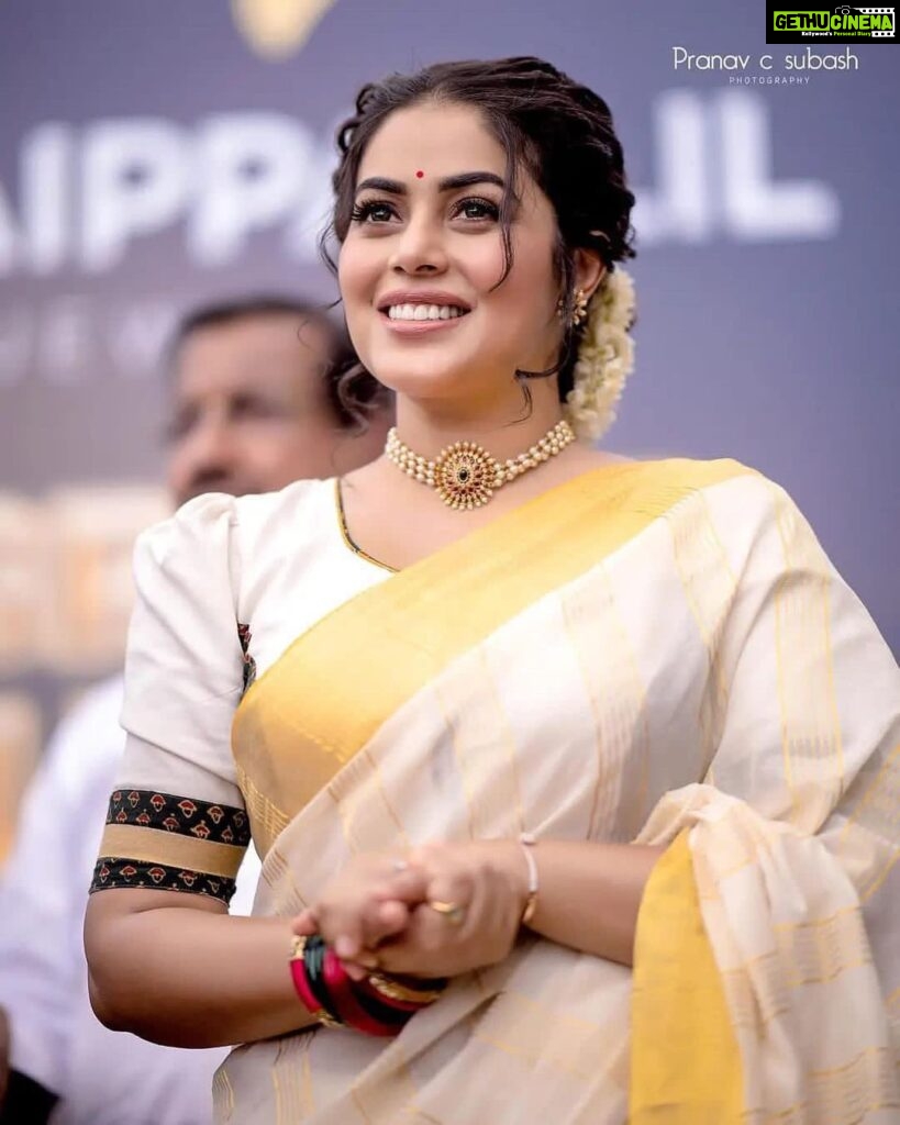 Actress Shamna Kasim HD Instagram Photos and Wallpapers August 2022 ...