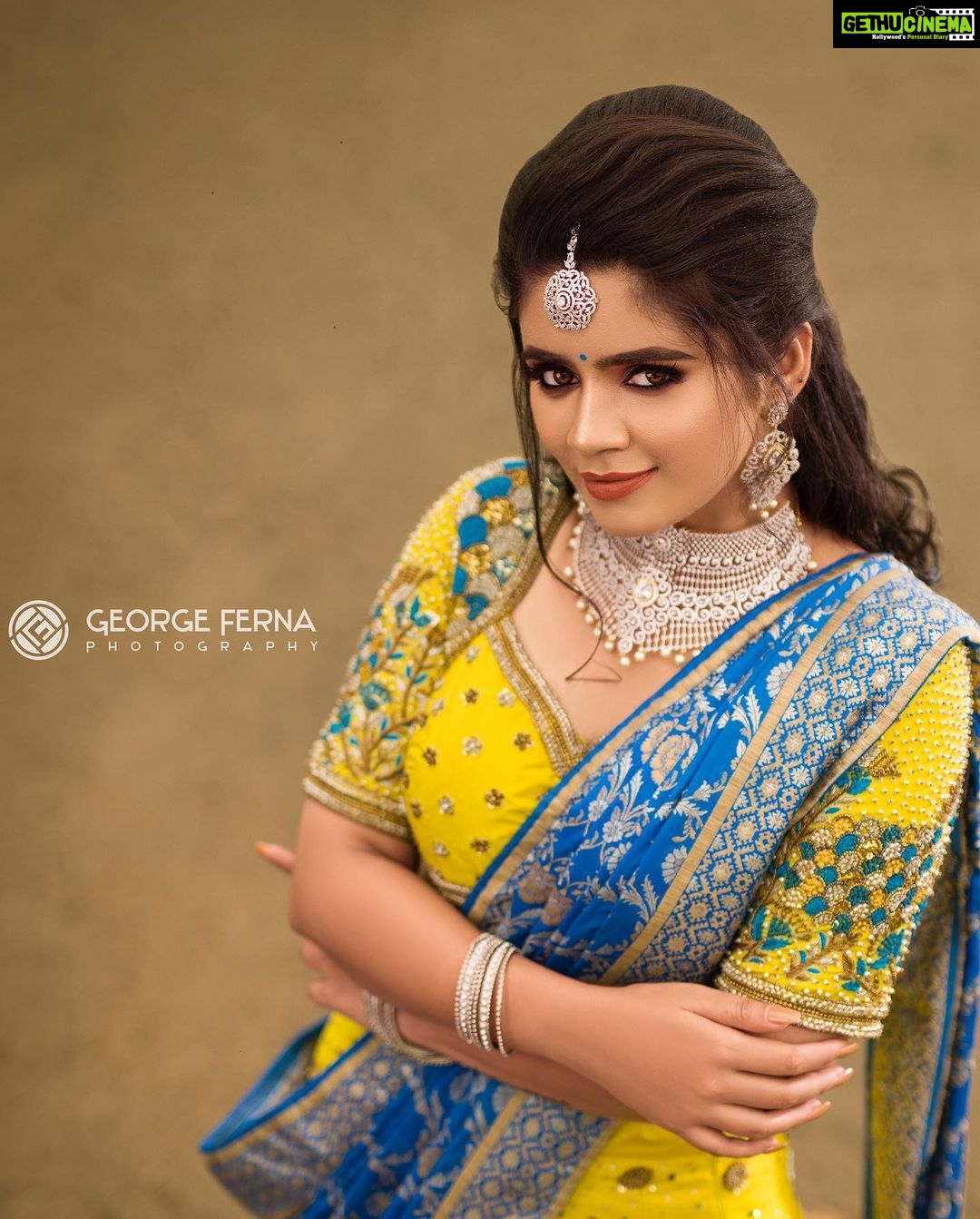 Soundariya Nanjundan Instagram – 🦋🌼 . Makeup& Hair- @bridal_makeup ...