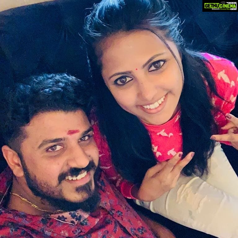 Sreevidya Nair Instagram – ##Kayakulamkochunni FDFS… @bibingeorge.onair ...