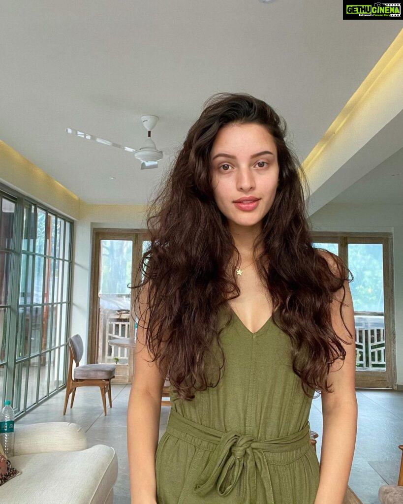 Actor Tripti Dimri HD Photos and Wallpapers August 2021 - Gethu Cinema