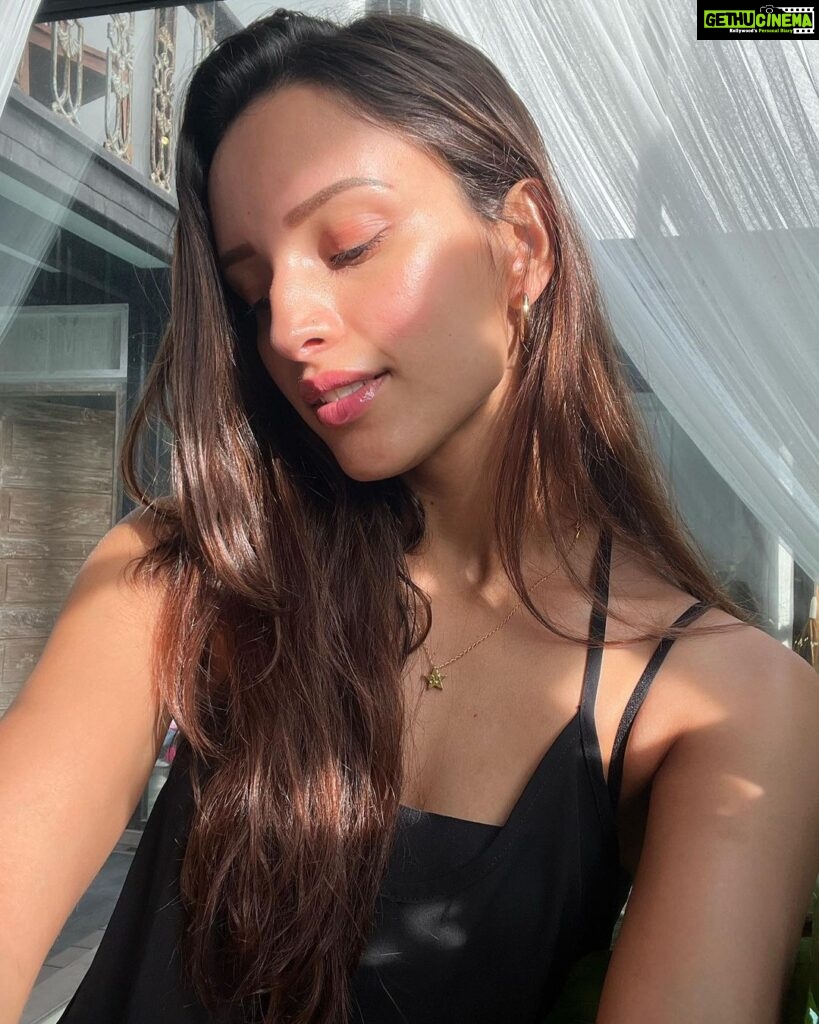 Actor Tripti Dimri HD Instagram Photos and Wallpapers September 2022 ...
