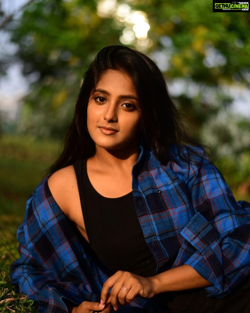 Actress Ulka Gupta HD Instagram Photos and Wallpapers July 2022 | Gethu ...
