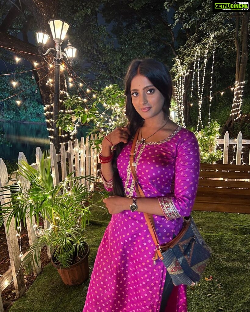 Actress Ulka Gupta HD Instagram Photos and Wallpapers October 2022 ...