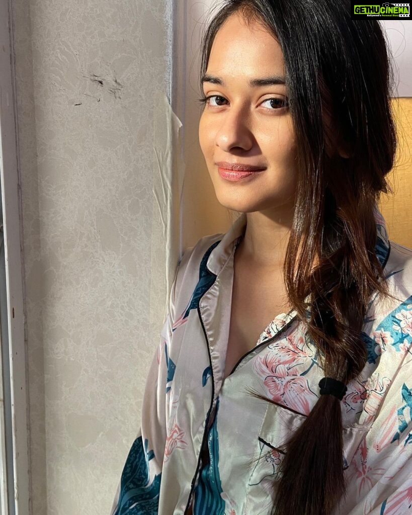 Virti Vaghani Instagram – ;)💚 | Gethu Cinema