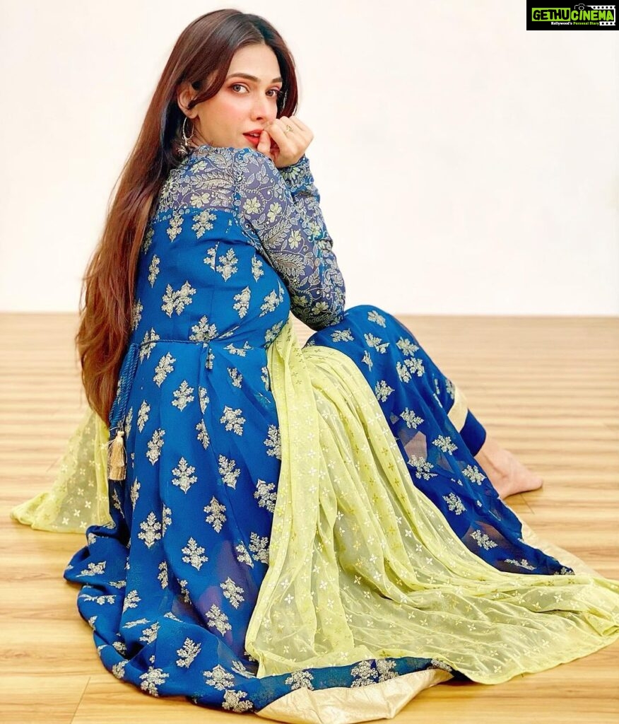 Actress Aditi Vats HD Instagram Photos and Wallpapers March 2022 ...