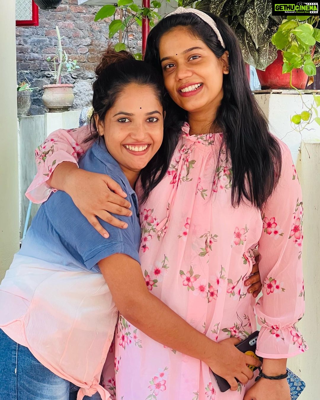 Actress Amrutha Nair HD Instagram Photos and Wallpapers January 2022 ...