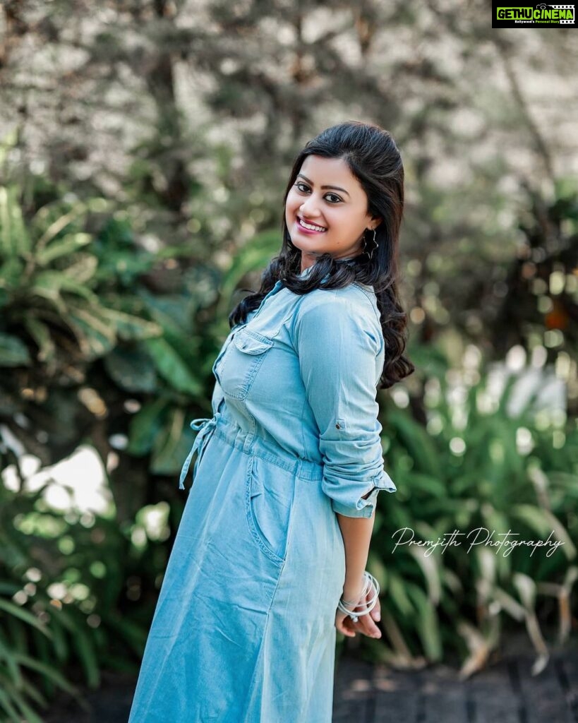 Actress Ansiba Hassan HD Instagram Photos and Wallpapers November 2021 ...