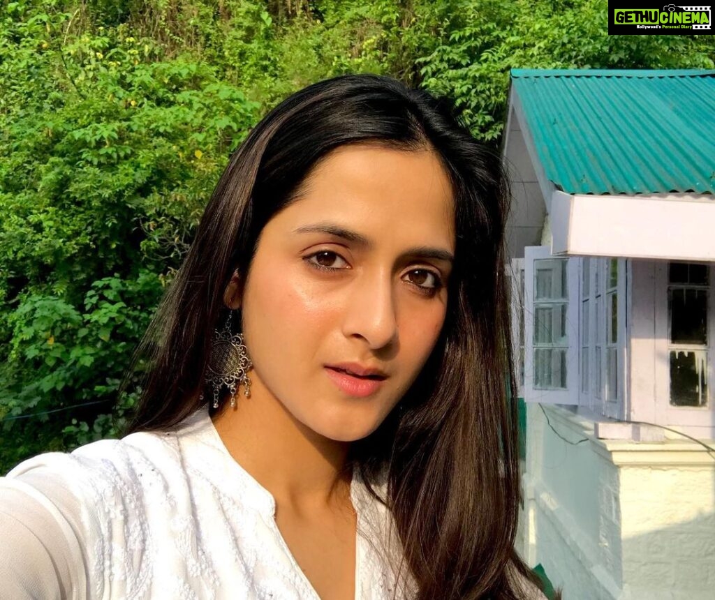 Actress Arushi Sharma HD Instagram Photos and Wallpapers November 2020 ...