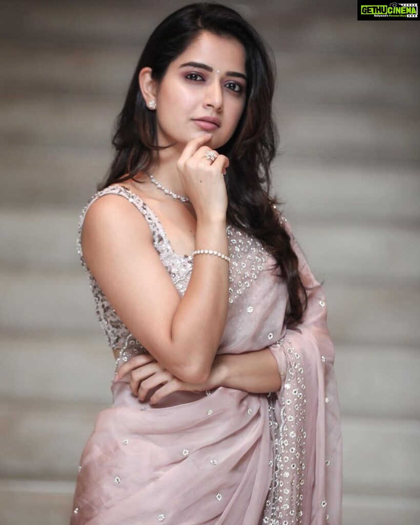 Actress Ashika Ranganath HD Instagram Photos and Wallpapers April 2022 ...
