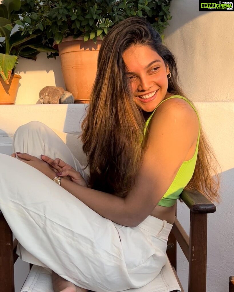 Actress Ashrita Shetty HD Instagram Photos and Wallpapers August 2022 ...