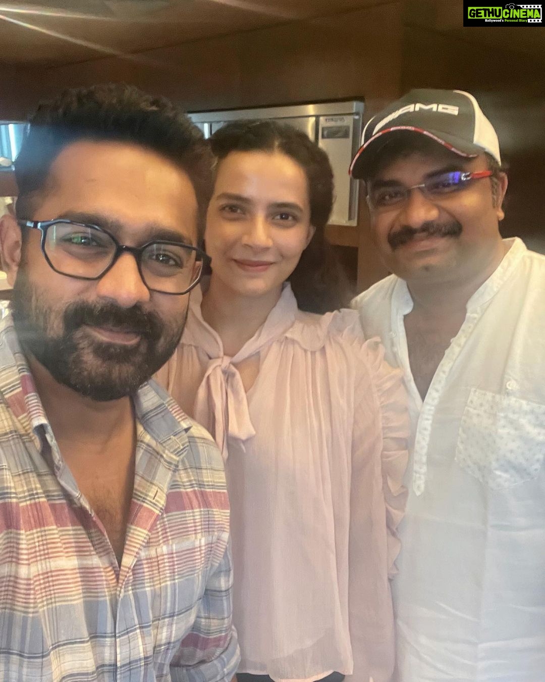 Actress Athulya Chandra HD Photos and Wallpapers June 2022 - Gethu Cinema