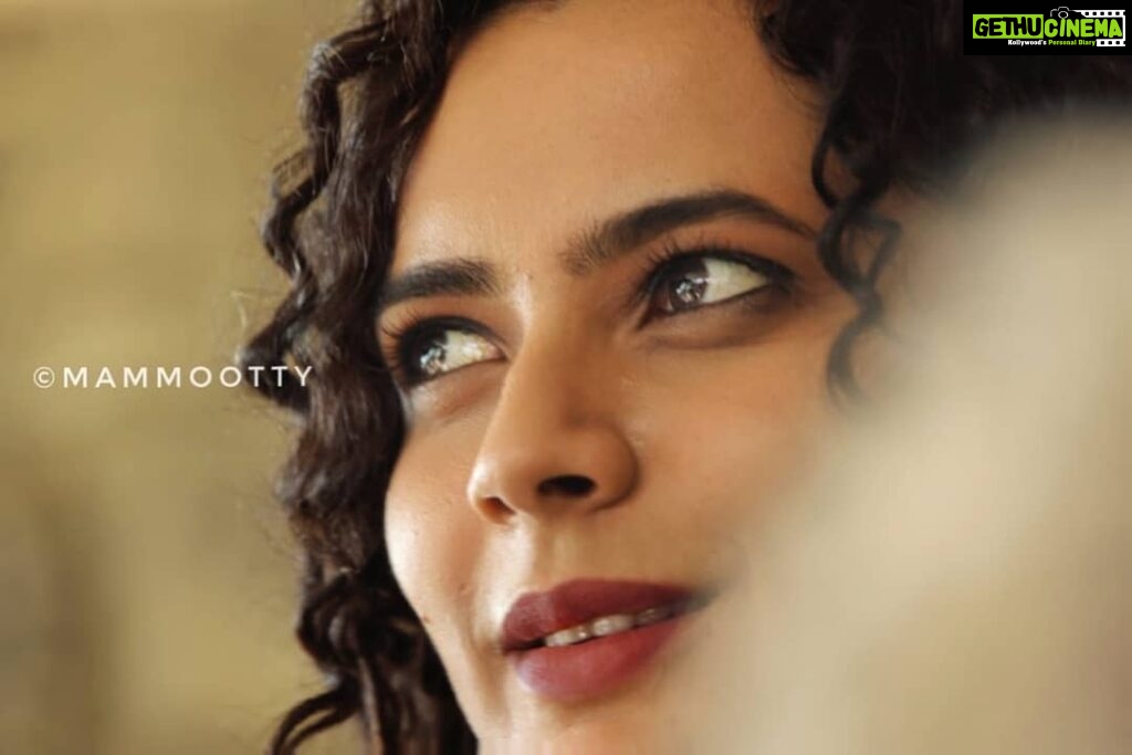 Actress Athulya Chandra HD Instagram Photos and Wallpapers July 2019 ...