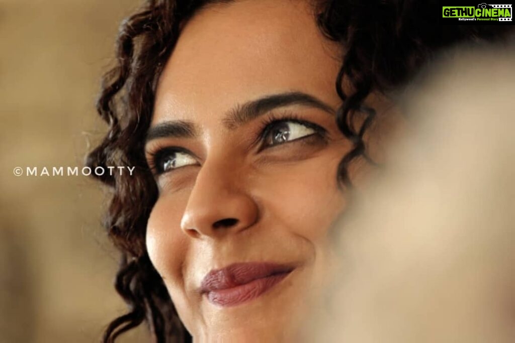 Actress Athulya Chandra HD Instagram Photos and Wallpapers July 2019 ...