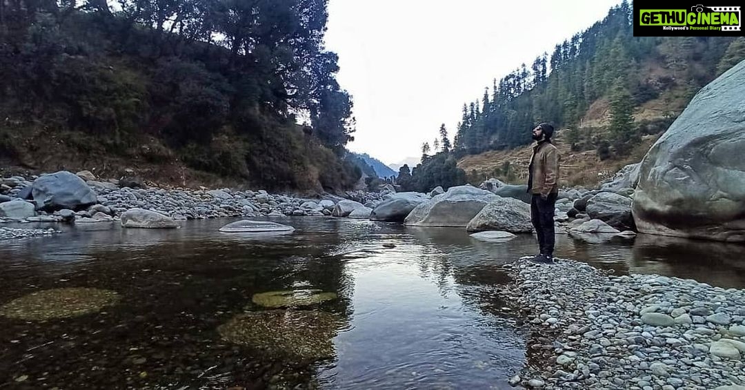 Avinash Tiwary Instagram - Vahi Pahad,Vahi Aasman,Vahi Badal,Vahi Suraj ...