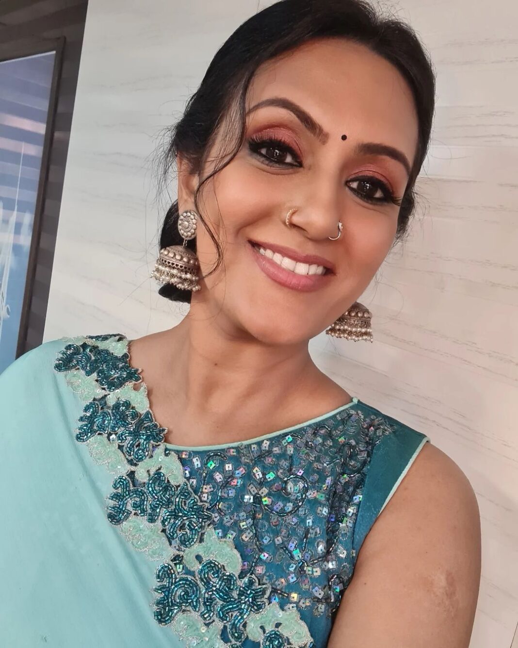 Actress Devadarshini HD Photos and Wallpapers April 2023 | Gethu Cinema