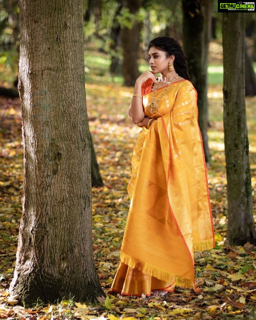 Actress Dushara Vijayan HD Instagram Photos and Wallpapers October 2022 ...