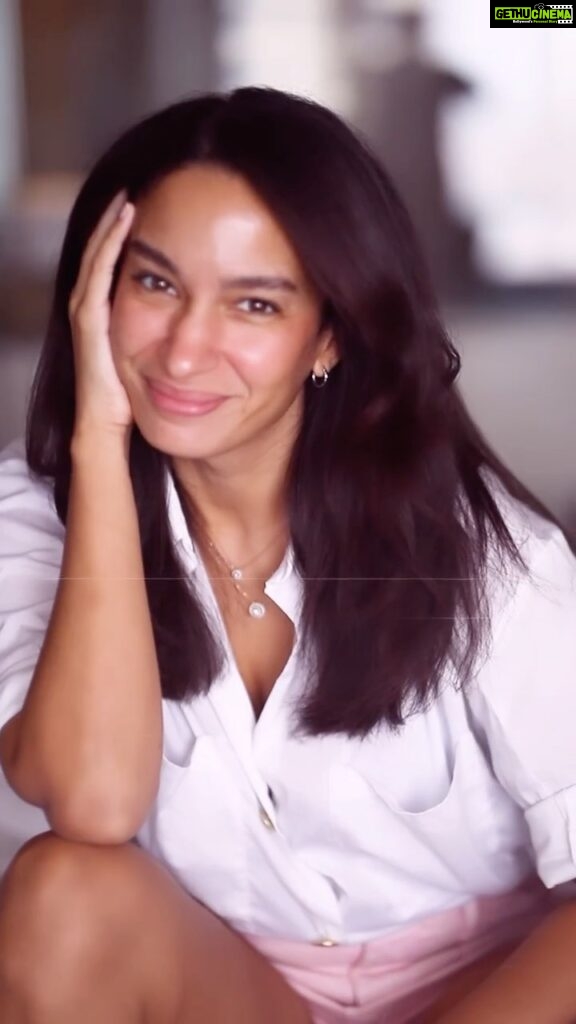 Actress Elena Roxana Maria Fernandes HD Photos and Wallpapers September ...