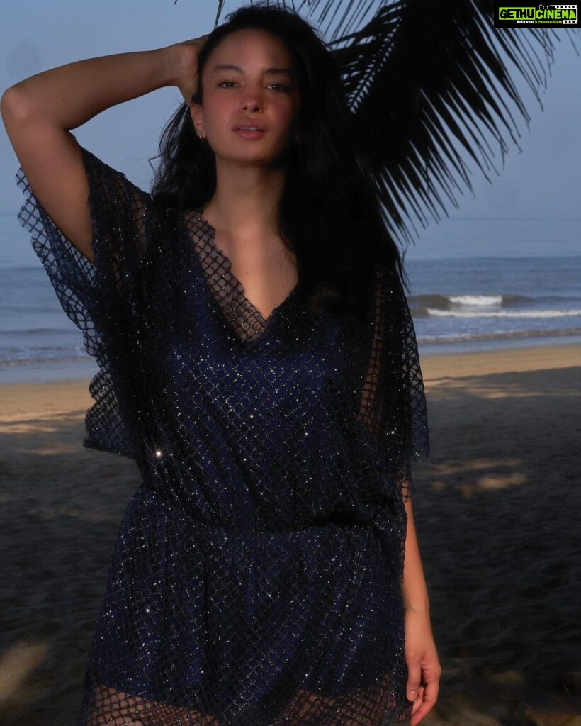 Actress Elena Roxana Maria Fernandes HD Photos and Wallpapers June 2022 ...