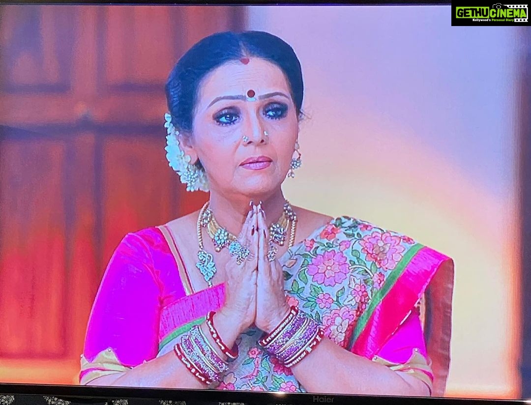 Actress Fathima Babu HD Instagram Photos and Wallpapers October 2022 ...