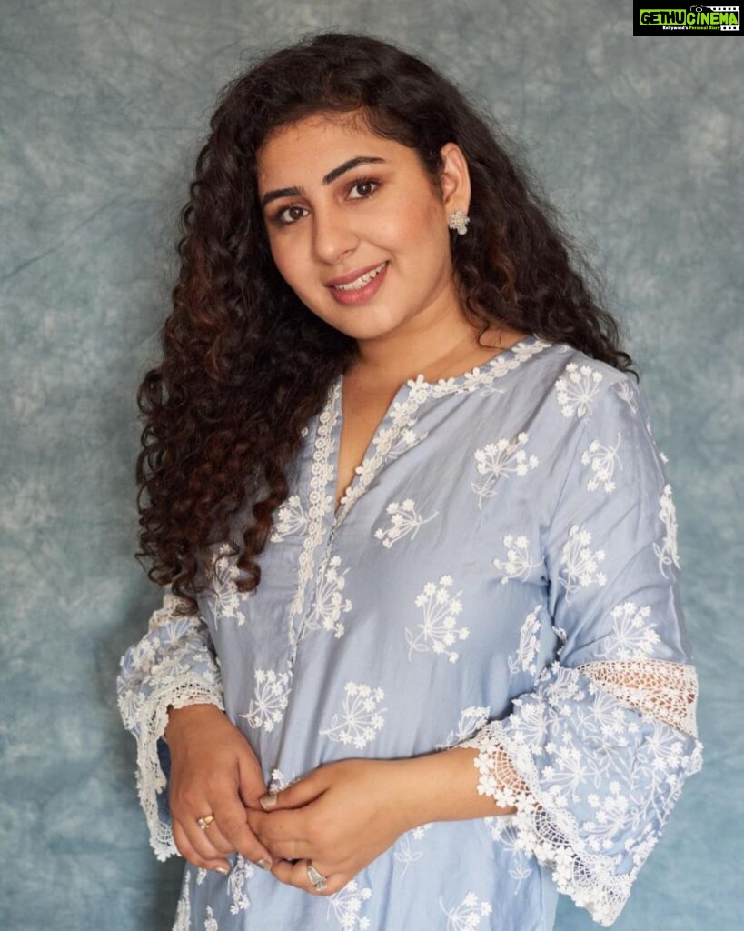 Actress Geetika Mehandru HD Instagram Photos and Wallpapers December ...
