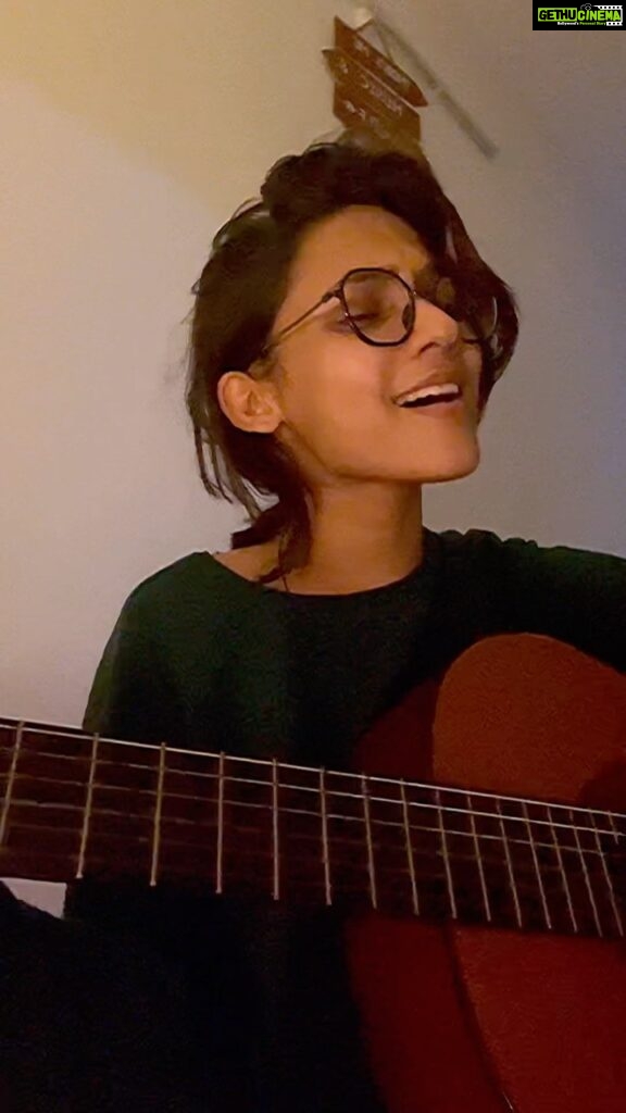 Haniya Nafisa Instagram – Well, somebody dressed up🌚 | Gethu Cinema