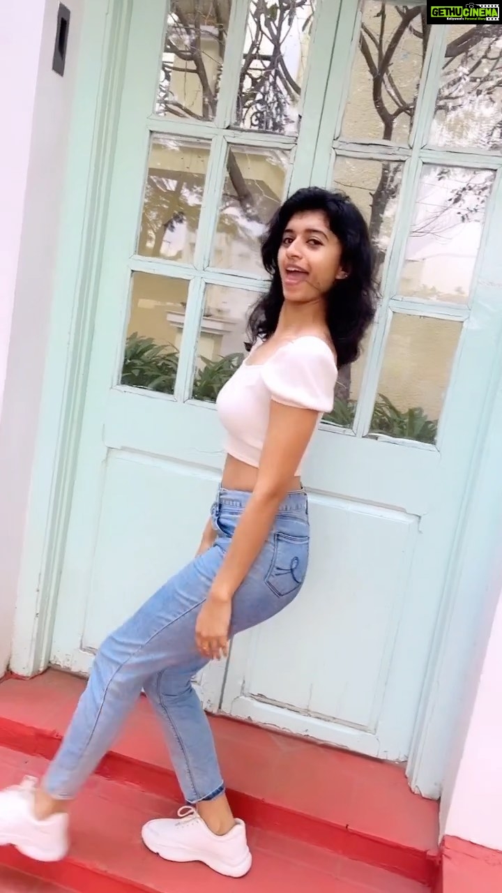 Actress Harija HD Instagram Photos and Wallpapers May 2024 | Gethu Cinema