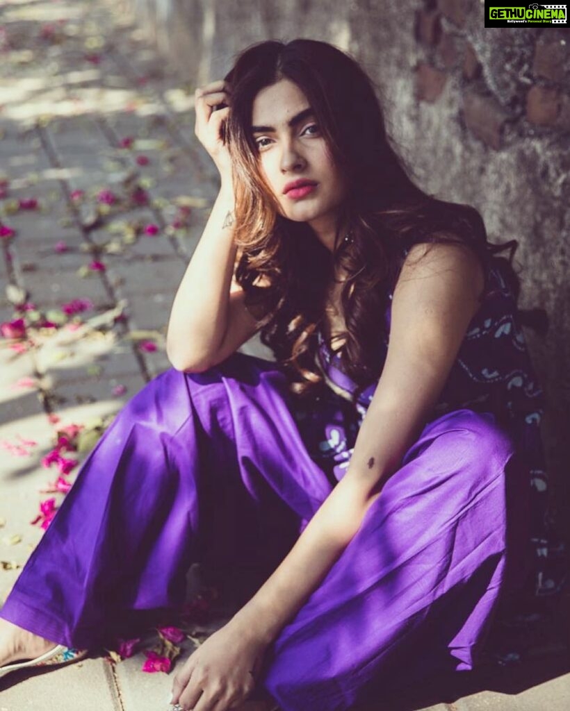 Actress Karishma Sharma HD Photos and Wallpapers January 2019 - Gethu ...