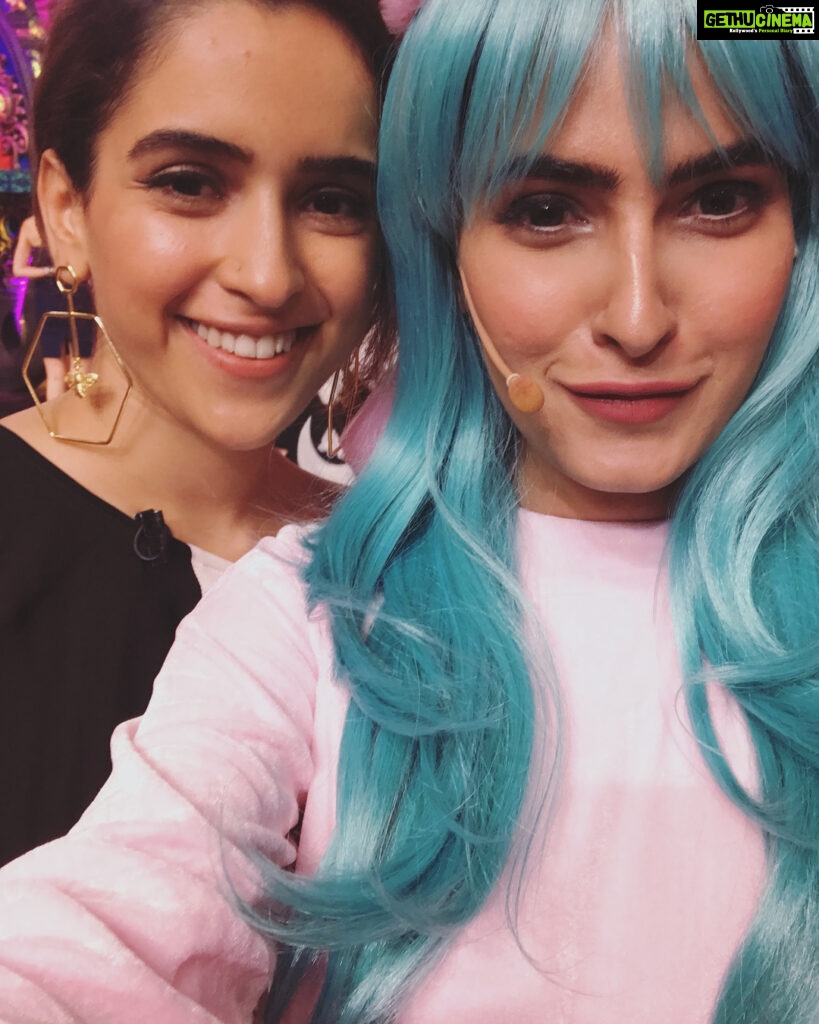 Actress Karishma Sharma HD Photos and Wallpapers October 2018 - Gethu ...