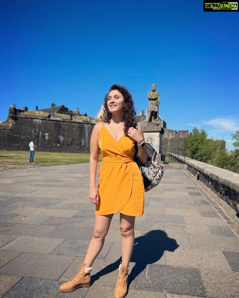 Actress Manjari Fadnnis HD Instagram Photos and Wallpapers September ...