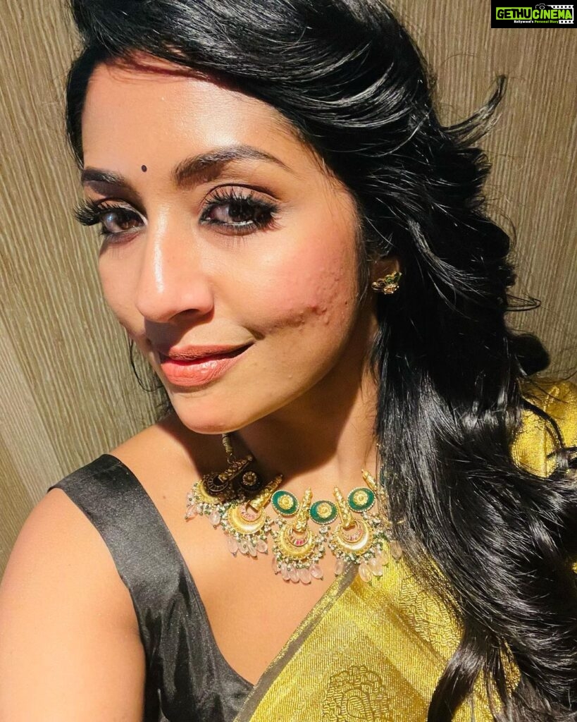Actress Navya Nair HD Photos and Wallpapers November 2022 - Gethu Cinema