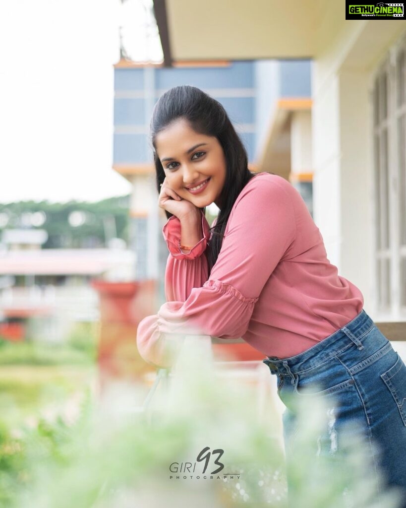 Actress Neetha Ashok HD Instagram Photos and Wallpapers November 2021 ...