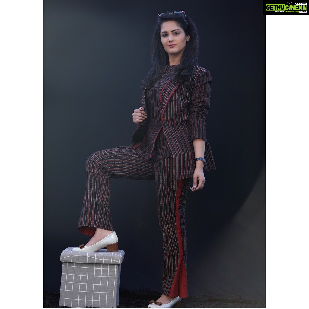 Actress Neetha Ashok HD Photos and Wallpapers May 2021 | Gethu Cinema