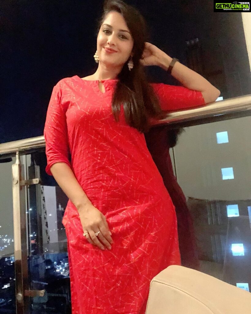 Actress Neetha Ashok HD Instagram Photos and Wallpapers December 2020 ...