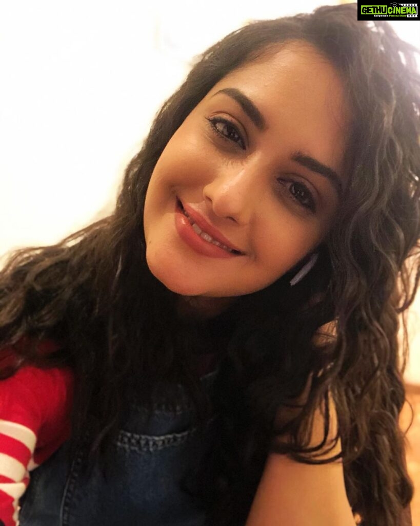 Actress Neetha Ashok HD Photos and Wallpapers October 2022 - Gethu Cinema