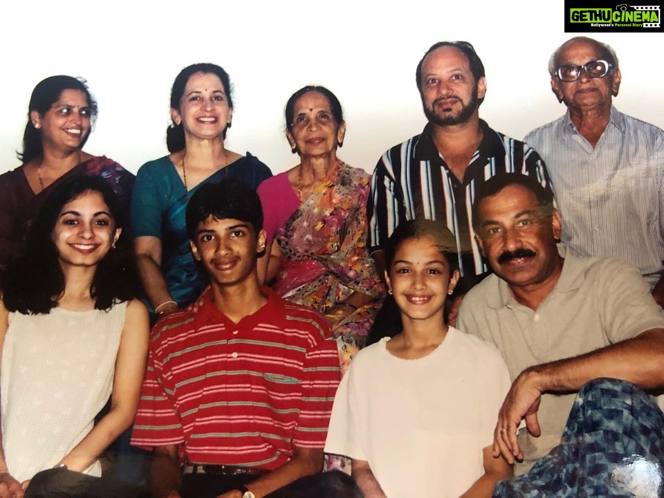 Actress Neetha Ashok HD Photos and Wallpapers April 2020 - Gethu Cinema