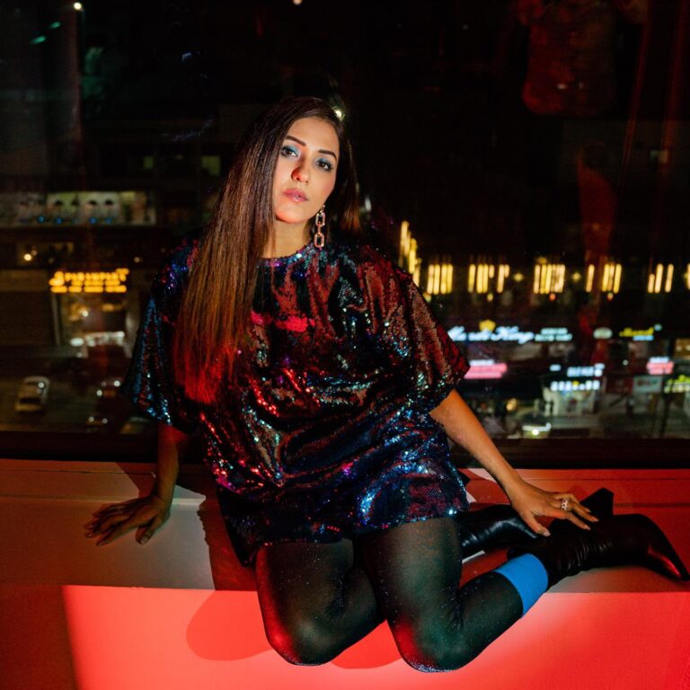 Actress Neeti Mohan Latest HD Gallery | Gethu Cinema