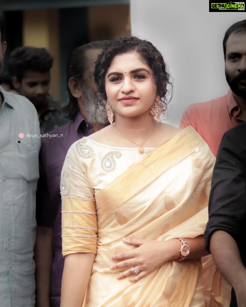 Noorin Shereef Instagram – Velleppam @akash_vasanth_photography @akshay ...