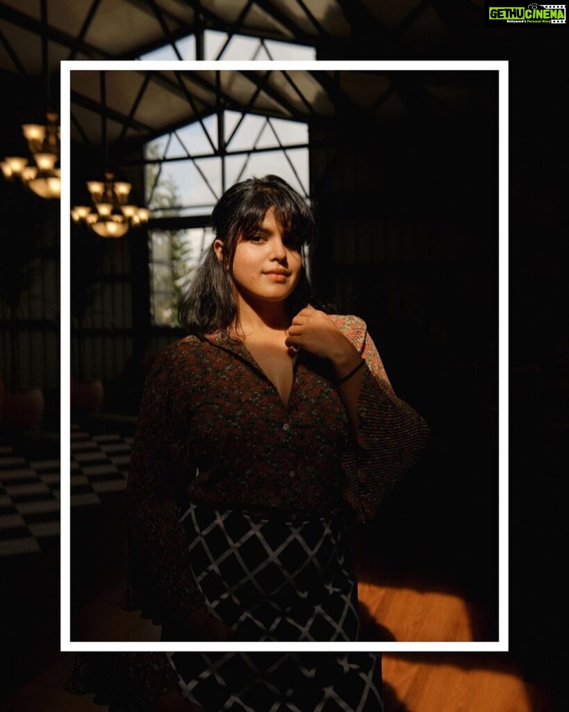 Actress Pooja Devariya HD Instagram Photos and Wallpapers September ...