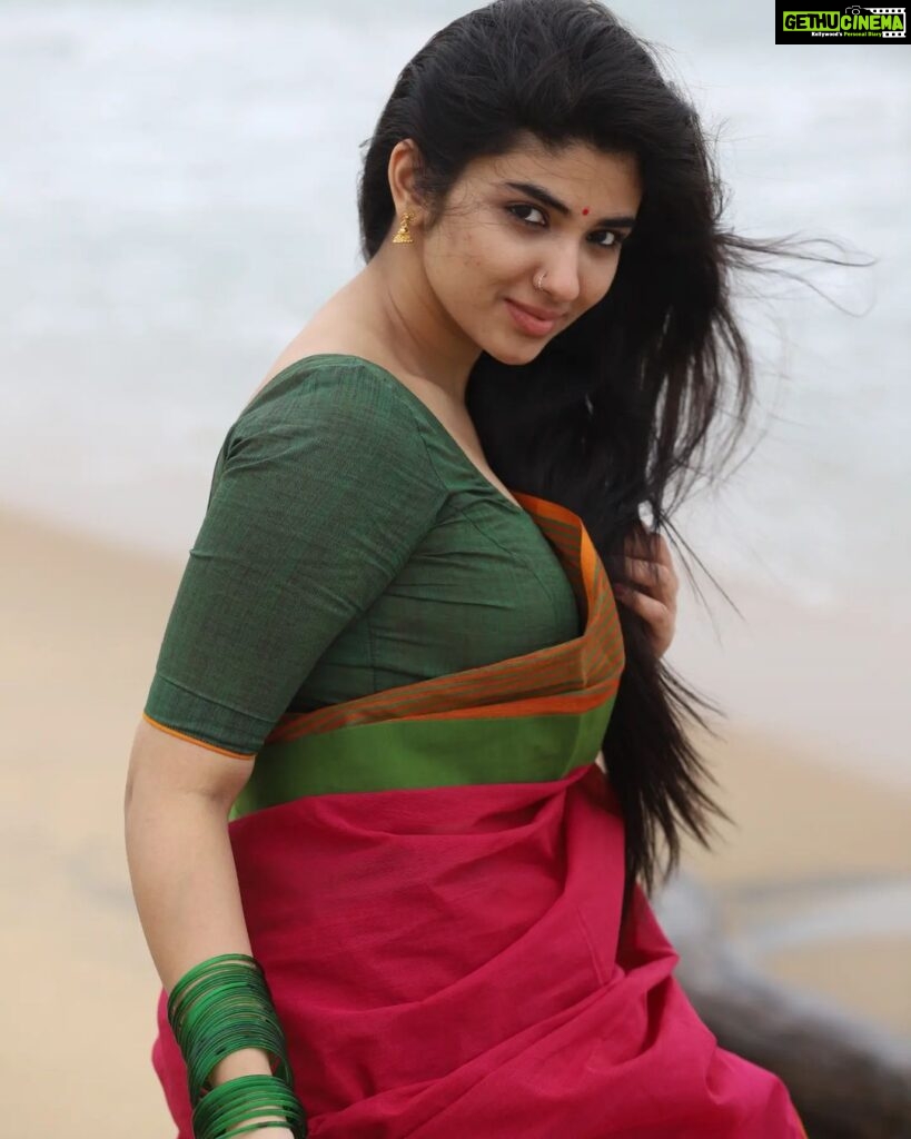 Actress Pragya Nagra HD Instagram Photos and Wallpapers September 2022 ...