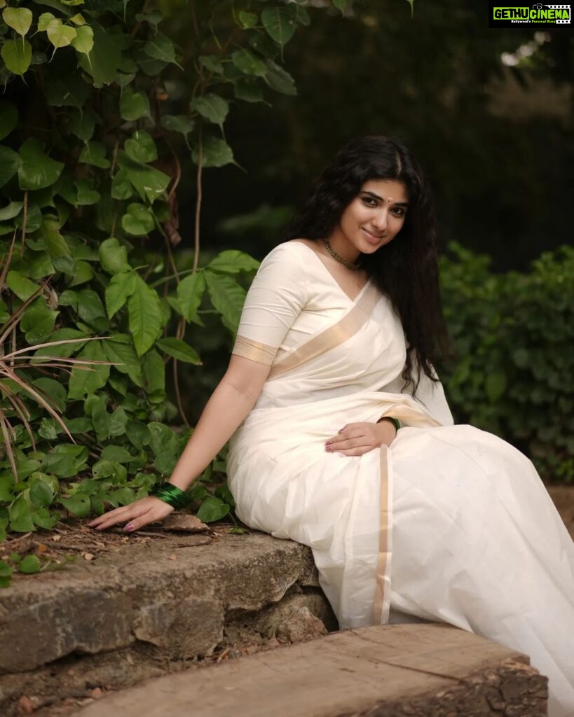 Actress Pragya Nagra HD Instagram Photos and Wallpapers September 2022 ...