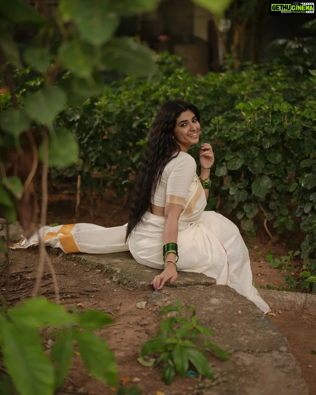 Actress Pragya Nagra HD Photos and Wallpapers September 2022 - Gethu Cinema