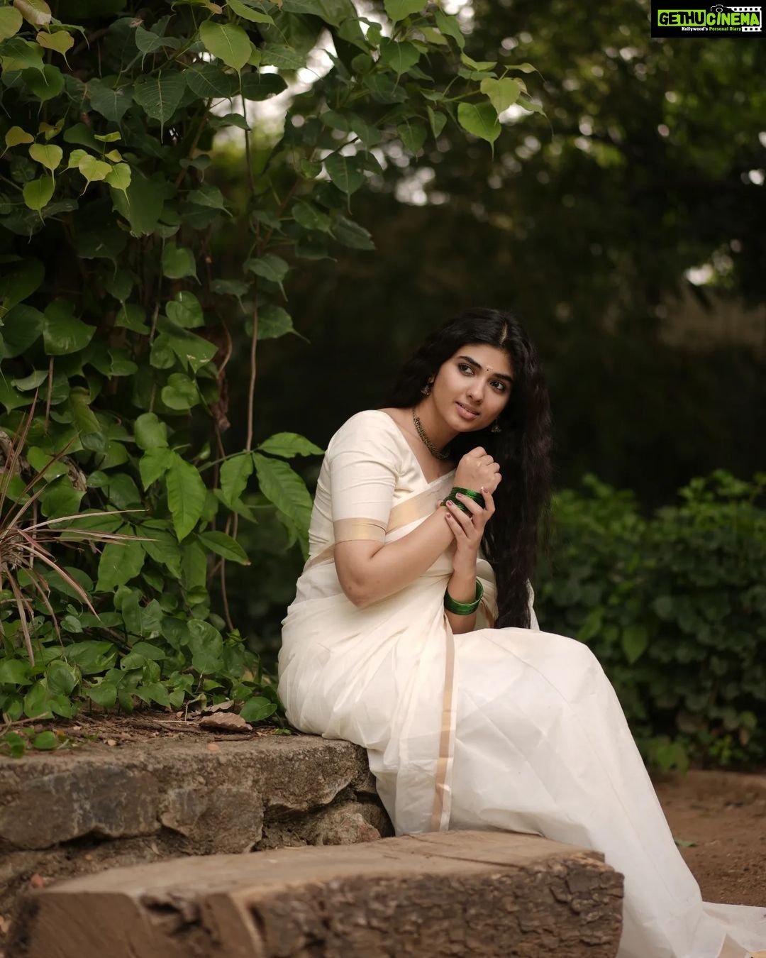 Actress Pragya Nagra HD Instagram Photos and Wallpapers September 2022 ...