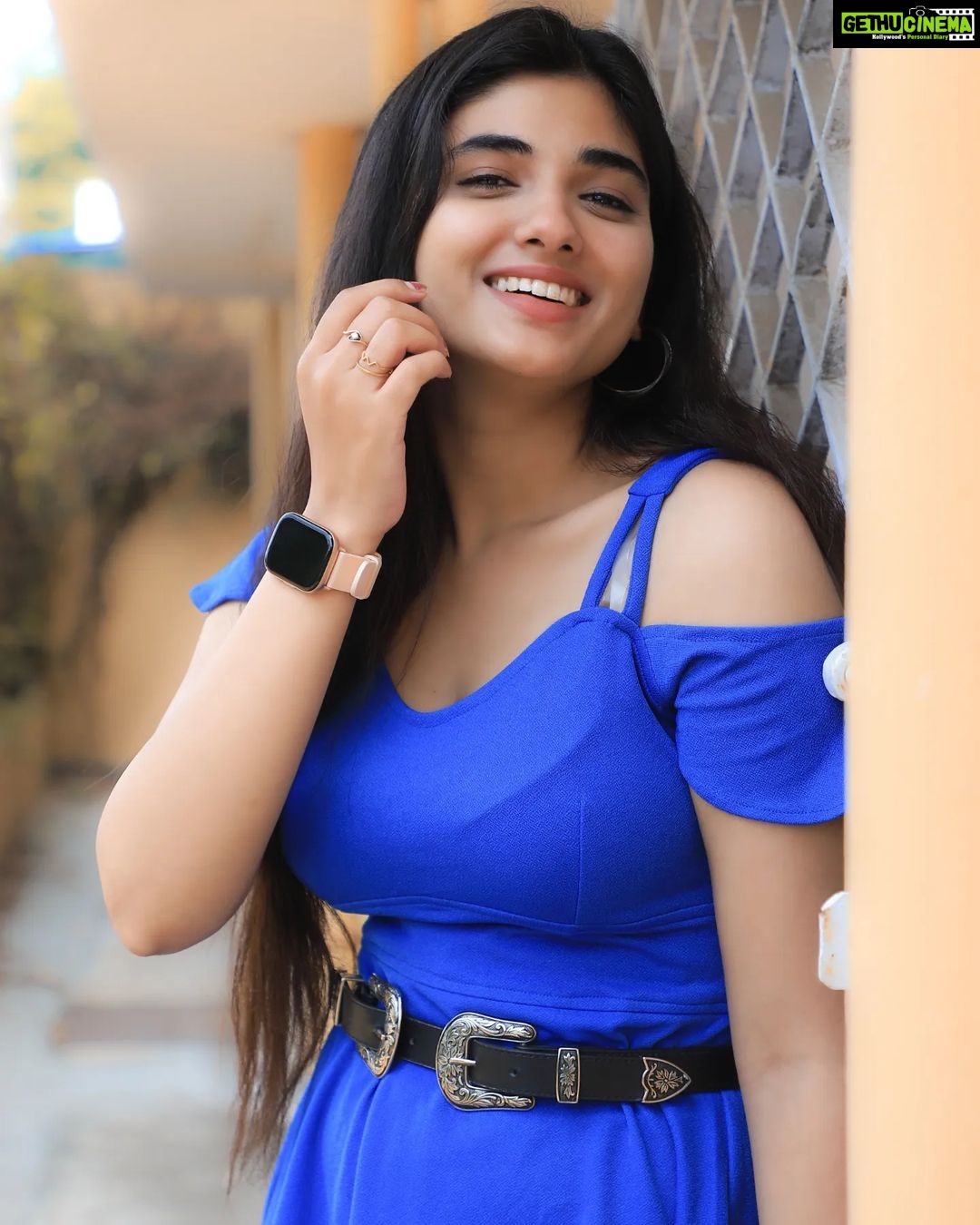 Actress Pragya Nagra HD Instagram Photos and Wallpapers July 2022 ...