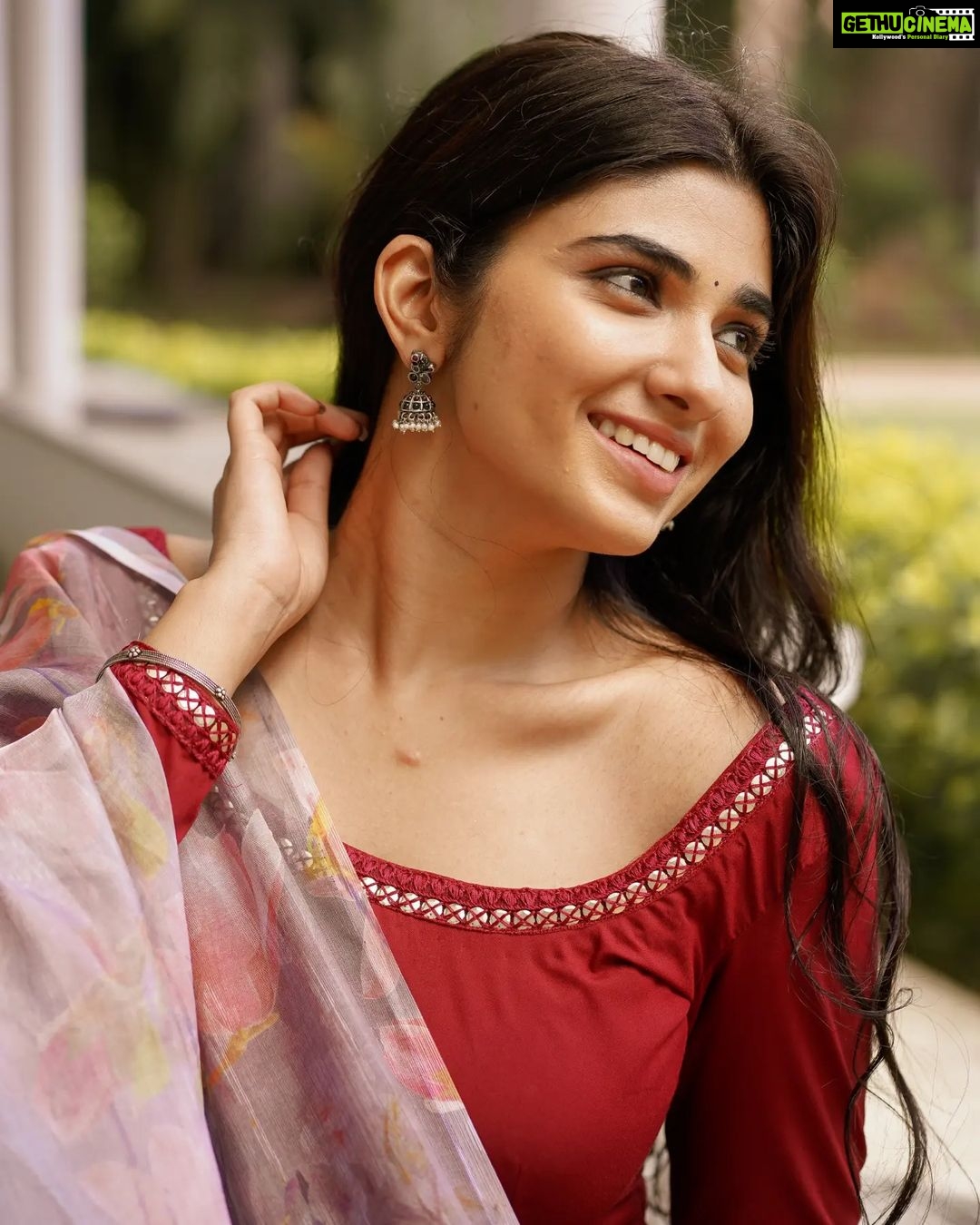 Pragya Nagra Instagram – Anarkali @studio_l_by_lini PC @kanmaniphotography Makeup @vishaa ...